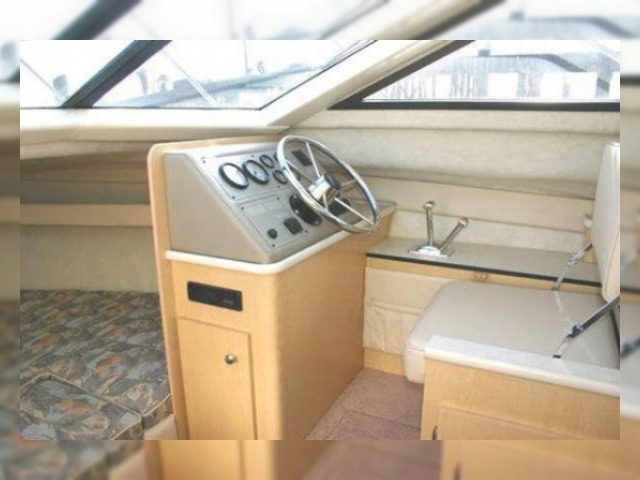 1996 Regal 32 Commodore for sale. View price, photos and Buy 1996 Regal ...