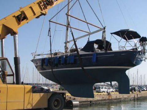 1982 Nicholson 35 for sale. View price, photos and Buy 1982 Nicholson ...