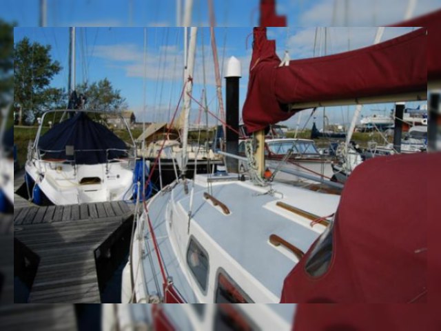 1975 Westerly Centaur 26 for sale. View price, photos and Buy 1975 ...