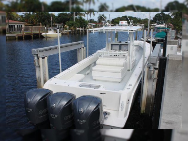 2012 Contender 39St for sale. View price, photos and Buy 2012 Contender ...