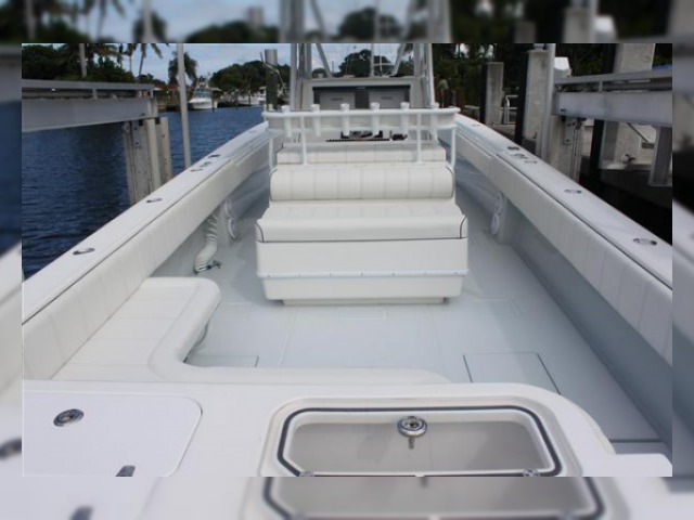 2012 Contender 39St for sale. View price, photos and Buy 2012 Contender ...