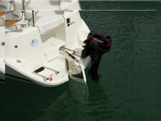 2008 Hunter Legend 25 for sale. View price, photos and Buy 2008 Hunter ...