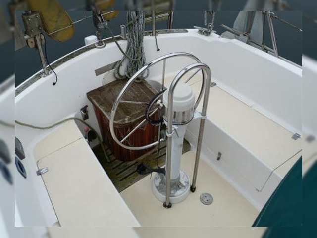 1983 Freedom 28 for sale. View price, photos and Buy 1983 Freedom 28 #61957