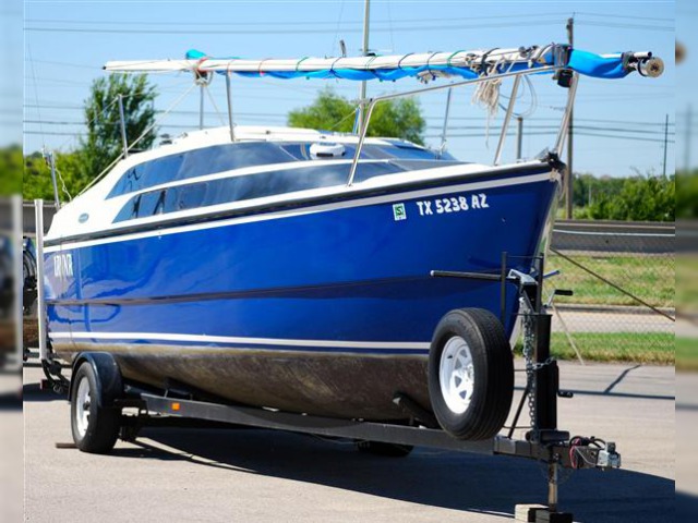 2004 MacGregor 26M for sale. View price, photos and Buy 2004 MacGregor ...