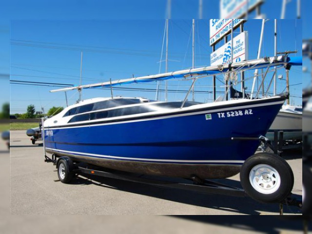 2004 MacGregor 26M for sale. View price, photos and Buy 2004 MacGregor ...