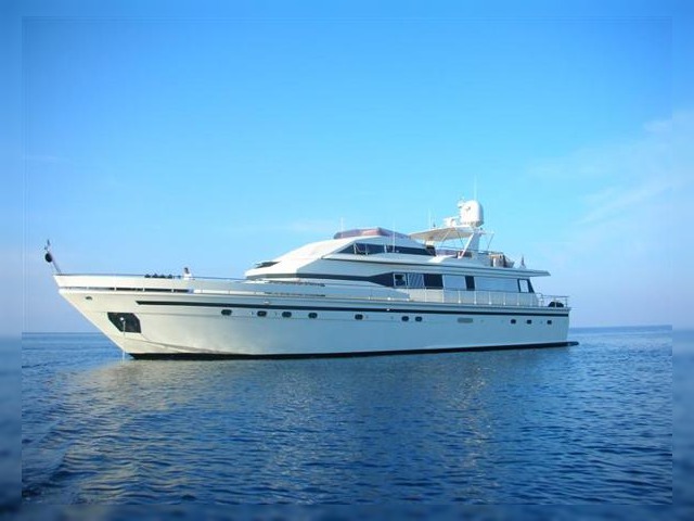 1998 Azimut 86 Full Beam for sale. View price, photos and Buy 1998 ...