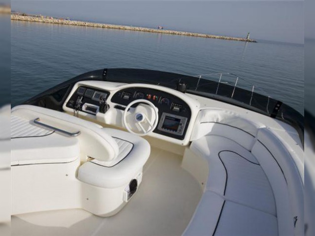 1998 Azimut 52 Fly for sale. View price, photos and Buy 1998 Azimut 52 ...