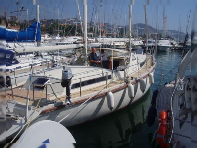 1989 Amel Super Maramu for sale. View price, photos and Buy 1989 Amel ...