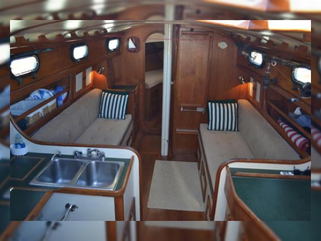 1984 Sea Sprite 34 for sale. View price, photos and Buy 1984 Sea Sprite ...