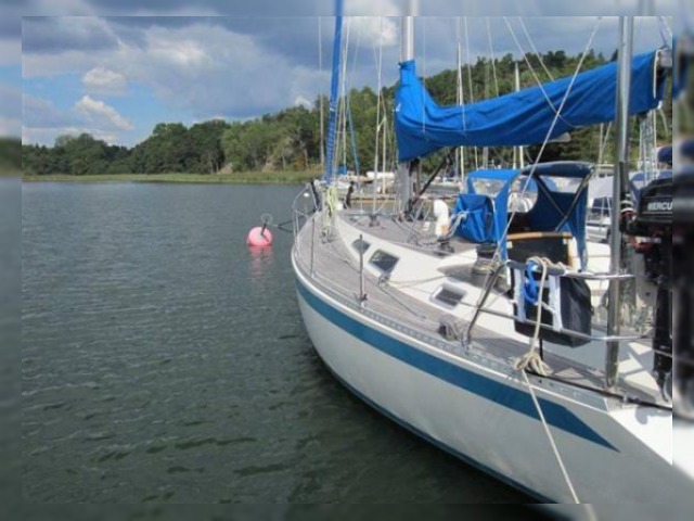 1984 Sweden Yachts 38 for sale. View price, photos and Buy 1984 Sweden ...