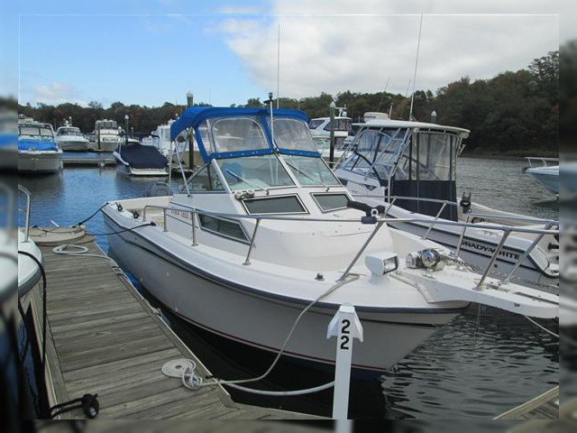 1990 Grady White 24 for sale. View price, photos and Buy 1990 Grady ...