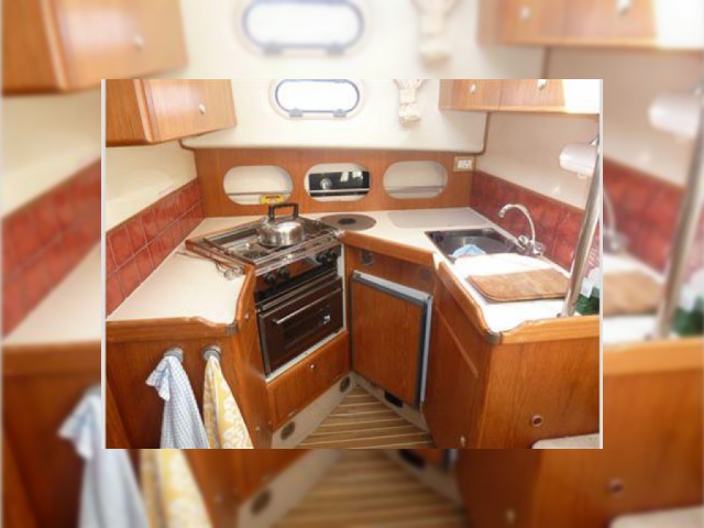 2001 Hardy Commander 32 for sale. View price, photos and Buy 2001 Hardy ...