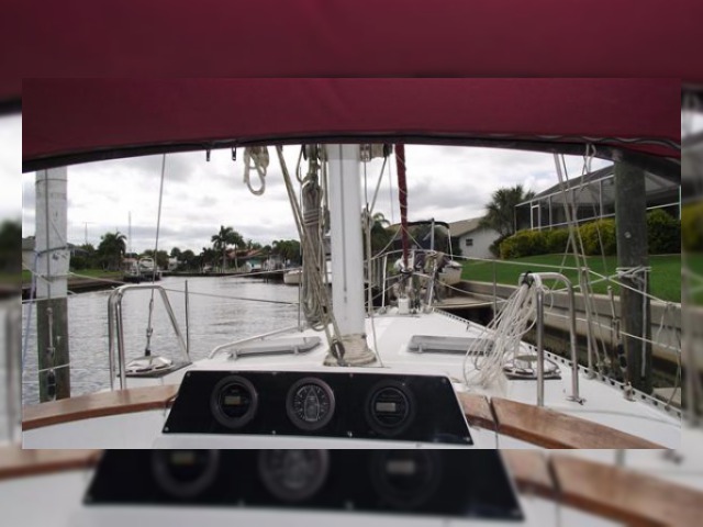 1985 Gulfstar 45 Hirsch Center Cockpit for sale. View price, photos and ...