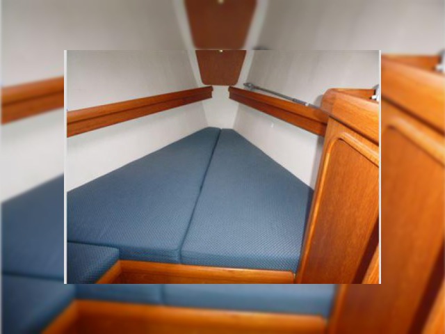 1998 Westerly Ocean 33 for sale. View price, photos and Buy 1998 ...