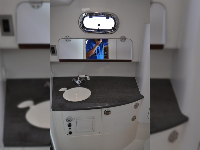 2011 Everglades 320 Ex for sale. View price, photos and Buy 2011 ...