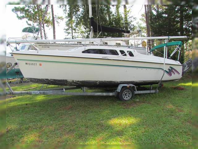 1993 Hunter 23.5 for sale. View price, photos and Buy 1993 Hunter 23.5 ...