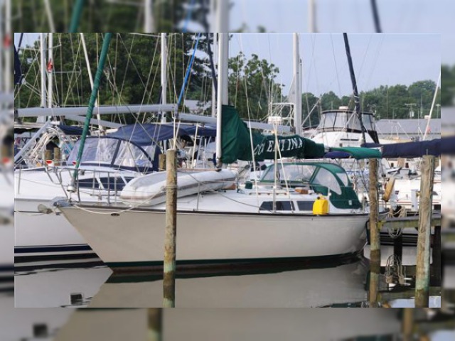 1980 C&C Landfall 38 for sale. View price, photos and Buy 1980 C&C ...