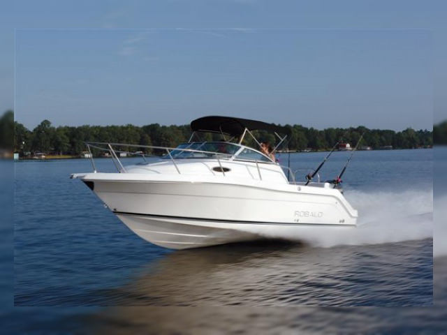 2014 Robalo R225 for sale. View price, photos and Buy 2014 Robalo R225 ...