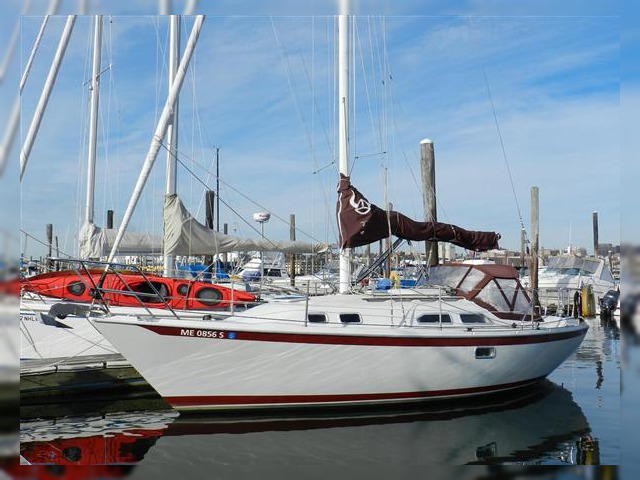 1988 Ericson 28 Yanmar for sale. View price, photos and Buy 1988 ...