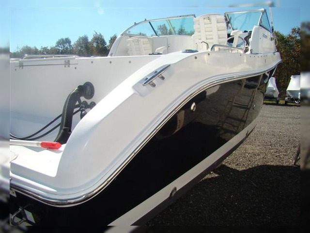 2005 Seaswirl Striper 2301 Dual Console O/B for sale. View price ...