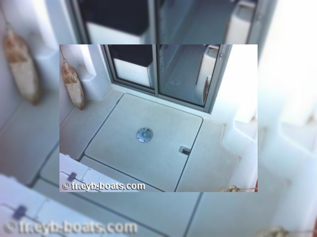 2005 Azimut Carat Bank Owned for sale. View price, photos and Buy 2005 ...