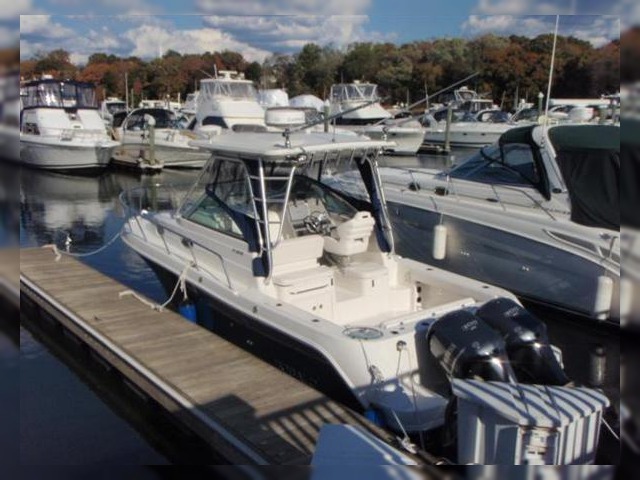 2012 Robalo R305 Walkaround for sale. View price, photos and Buy 2012 ...
