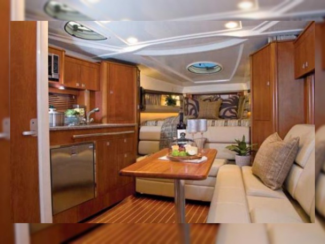 2011 Monterey 320 Sport Yacht for sale. View price, photos and Buy 2011 ...