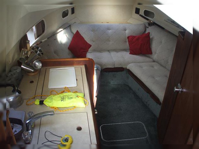 1986 Fairline Sunfury 26 for sale. View price, photos and Buy 1986 ...