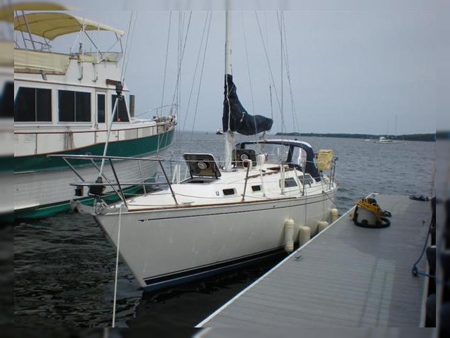 1988 Sabre 30 Mkiii for sale. View price, photos and Buy 1988 Sabre 30 ...