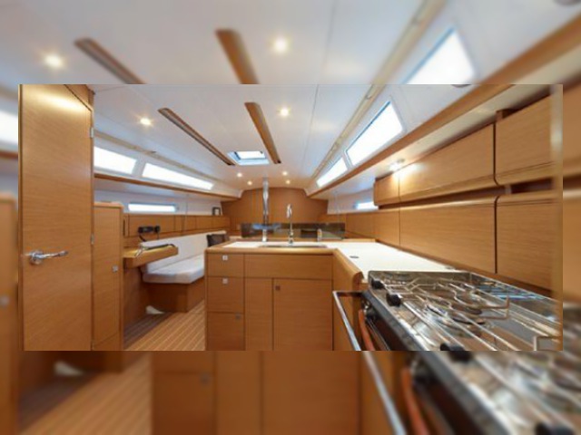 2014 Jeanneau 379 for sale. View price, photos and Buy 2014 Jeanneau ...