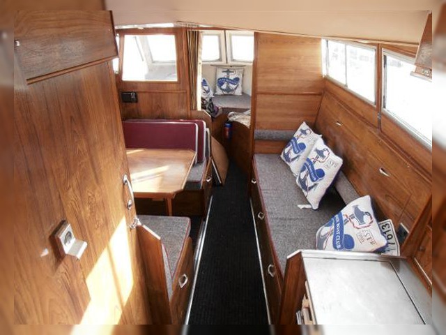 1977 Princess 32 for sale. View price, photos and Buy 1977 Princess 32 ...