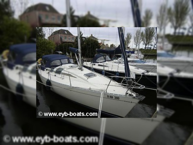 1992 Beneteau First 32S5 for sale. View price, photos and Buy 1992 ...