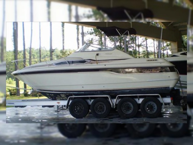 1996 Monterey 256 for sale. View price, photos and Buy 1996 Monterey ...