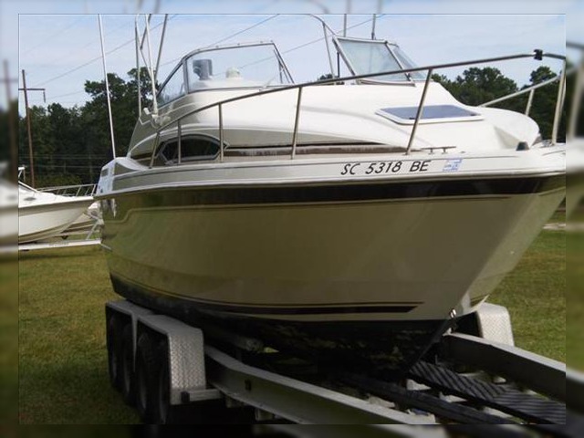 1996 Monterey 256 for sale. View price, photos and Buy 1996 Monterey ...