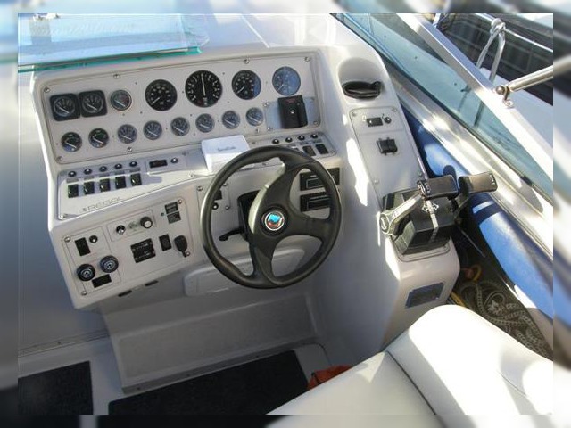 1992 Regal Commodore 290 for sale. View price, photos and Buy 1992 ...