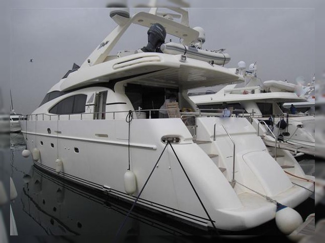 1999 Azimut 70 Sea Jet for sale. View price, photos and Buy 1999 Azimut ...