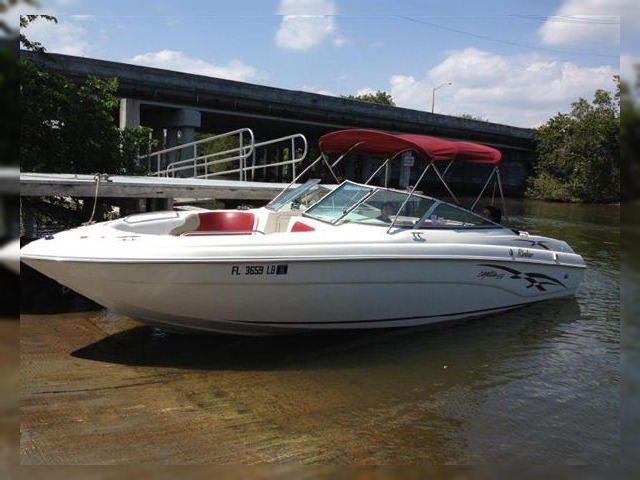 2000 Rinker 272 Captiva Bowrider for sale. View price, photos and Buy ...