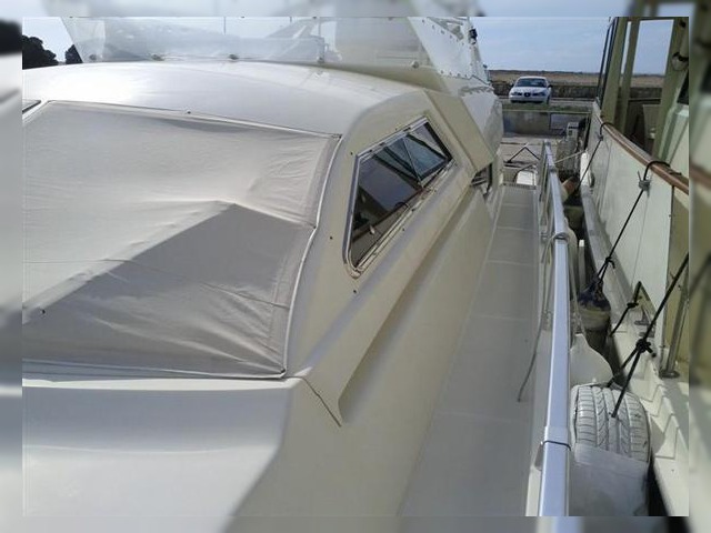 1992 Ferretti 54 for sale. View price, photos and Buy 1992 Ferretti 54 ...