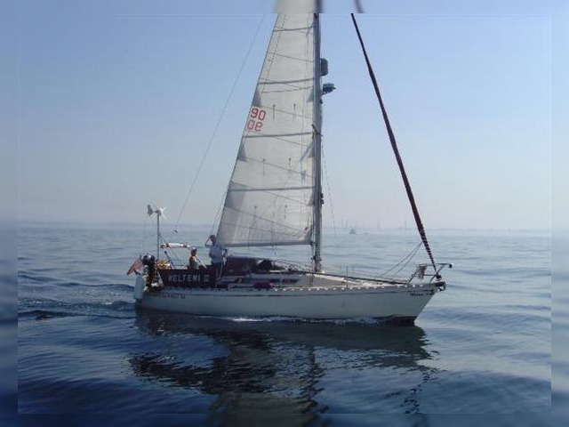 1981 Beneteau First 32 for sale. View price, photos and Buy 1981 ...