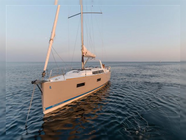 2014 Beneteau Oceanis 38 for sale. View price, photos and Buy 2014 ...