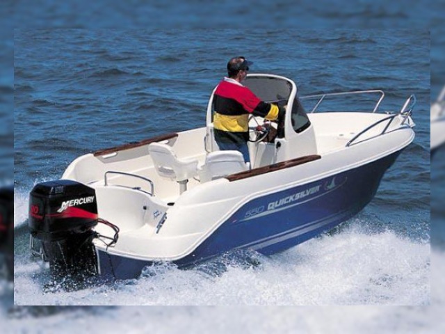 2004 Quicksilver 550 Commander for sale. View price, photos and Buy ...