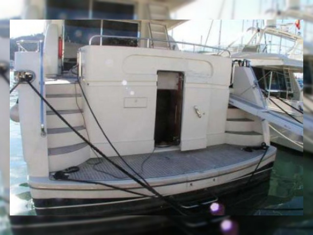 2000 Monte Fino 70 Euro Transom zu verkaufen. Preis und fotos ansehen ...