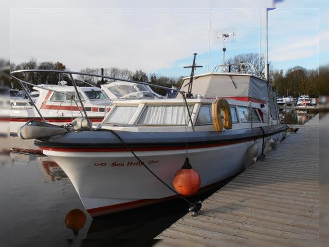1975 Princess 32 for sale. View price, photos and Buy 1975 Princess 32 ...