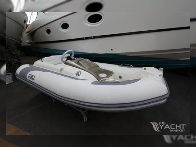 2006 Avon (Gb) 320 Seasport Jet Sc Dl for sale. View price, photos and ...