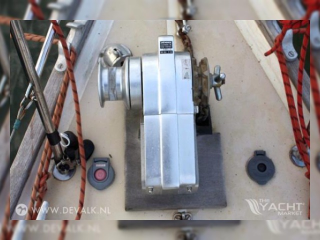 1988 Dockrell Yachts Plymouth 37 (Centerboard) for sale. View price ...