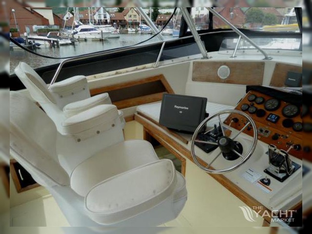 1985 Luhrs 340 Sportsfisher for sale. View price, photos and Buy 1985 ...