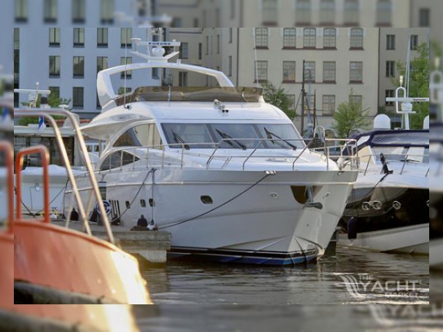 2006 Princess P67 for sale. View price, photos and Buy 2006 Princess ...