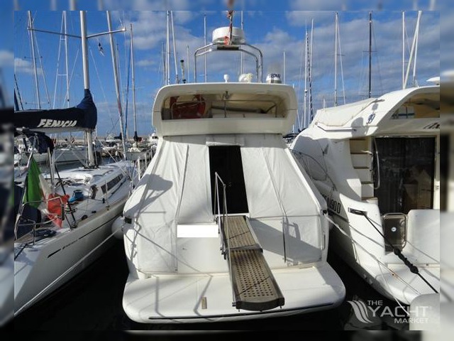 2000 Azimut 39 Fly for sale. View price, photos and Buy 2000 Azimut 39 ...
