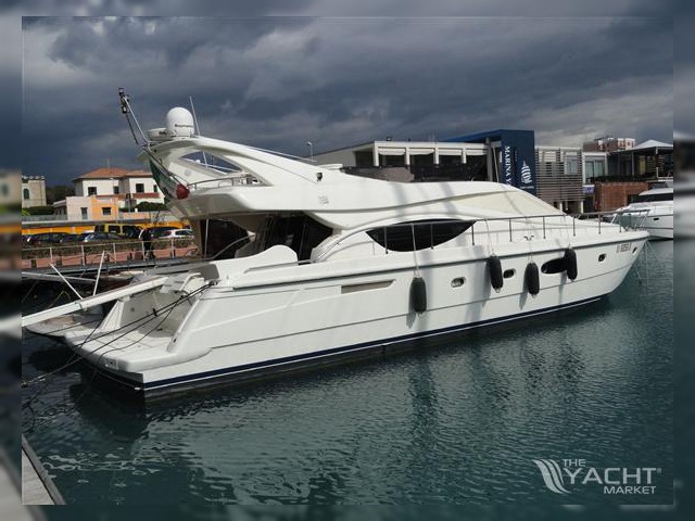 2007 Ferretti 550 for sale. View price, photos and Buy 2007 Ferretti ...