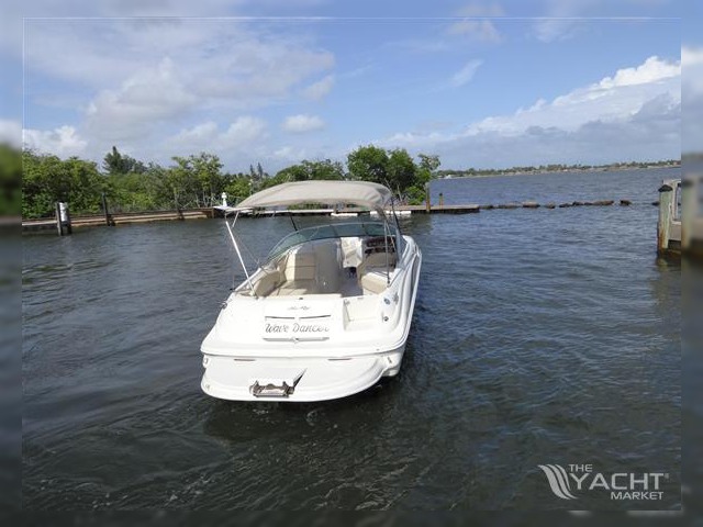 2001 Sea Ray 240 Sundeck for sale. View price, photos and Buy 2001 Sea ...